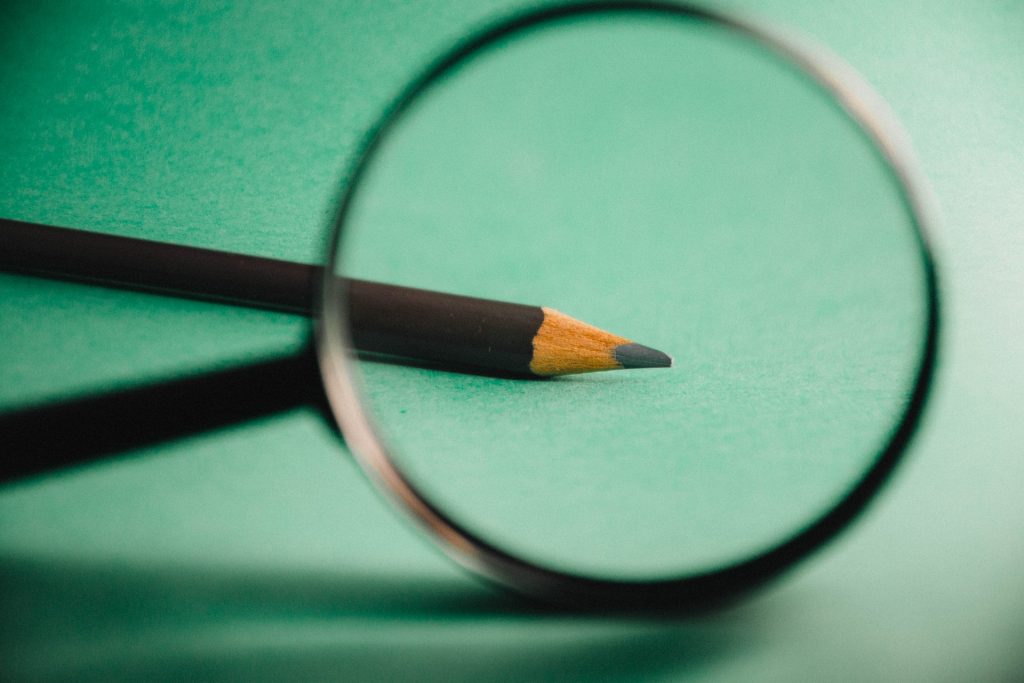 How To Write An Investigative Essay | Easy Writing Guide